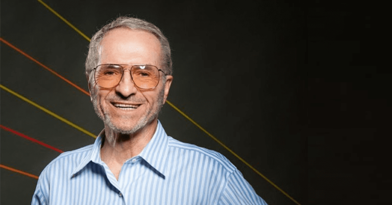 Edward Thorp Là Ai? Thành Tựu Nổi Bật Trong Sự Nghiệp Cờ Bạc